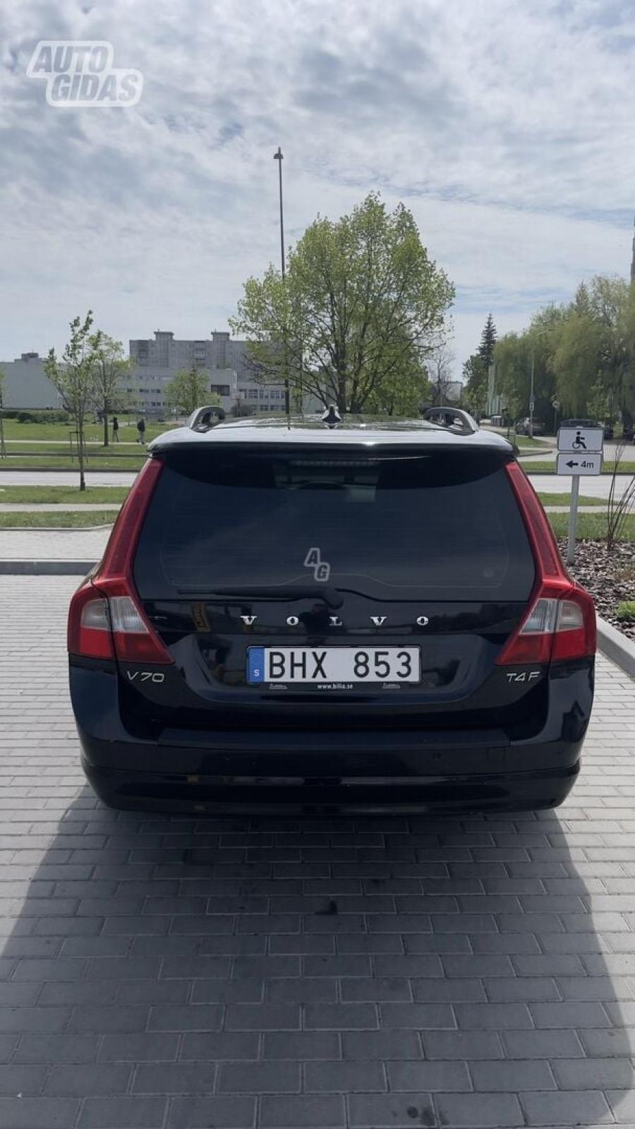 Black Volvo V70 2012 in Kaunas, with an engine capacity of 1.60 L and mileage of 250 thousand km for 3550 €, photo 7 on AUTOMOTO.COM.LV