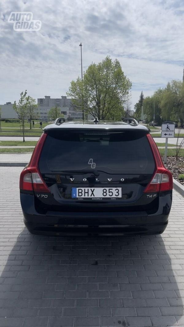 Melns Volvo V70 2012 Kauņa, ar dzinēja tilpumu 1.60 L un nobraukumu 250 tūkst. km par 3550 €, foto 6 vietnē AUTOMOTO.COM.LV