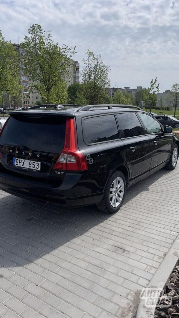 Melns Volvo V70 2012 Kauņa, ar dzinēja tilpumu 1.60 L un nobraukumu 250 tūkst. km par 3550 €, foto 7 vietnē AUTOMOTO.COM.LV