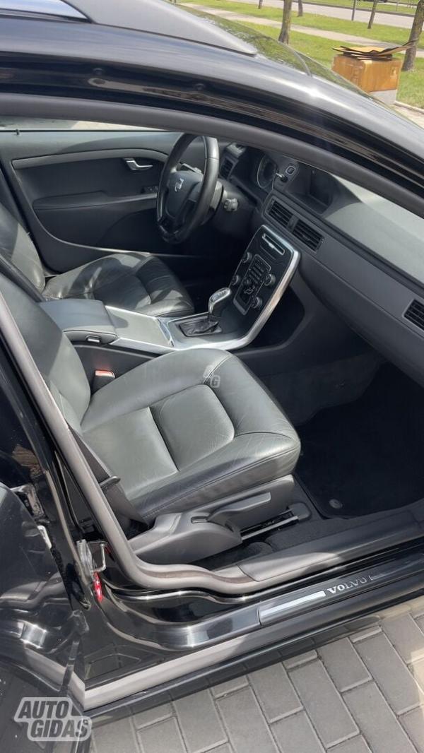 Melns Volvo V70 2012 Kauņa, ar dzinēja tilpumu 1.60 L un nobraukumu 250 tūkst. km par 3550 €, foto 9 vietnē AUTOMOTO.COM.LV