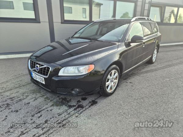 Melns Volvo V70 2012 Pērnava, ar dzinēja tilpumu 2.00 L un nobraukumu 455 tūkst. km par 4999 €, foto 1 vietnē AUTOMOTO.COM.LV