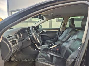 Black Volvo V70 2012 in Parnu, with an engine capacity of 2.00 L and mileage of 455 thousand km for 4999 €, photo 8 on AUTOMOTO.COM.LV