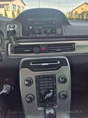 Black Volvo V70 2012 in Parnu, with an engine capacity of 2.00 L and mileage of 455 thousand km for 4999 €, photo 14 on AUTOMOTO.COM.LV