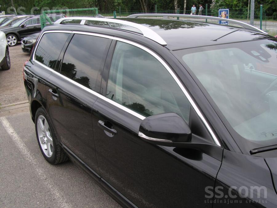 Melns Volvo V70 2012 Rīga, ar dzinēja tilpumu 2.00 L un nobraukumu 0 tūkst. km par 6350 €, foto 12 vietnē AUTOMOTO.COM.LV