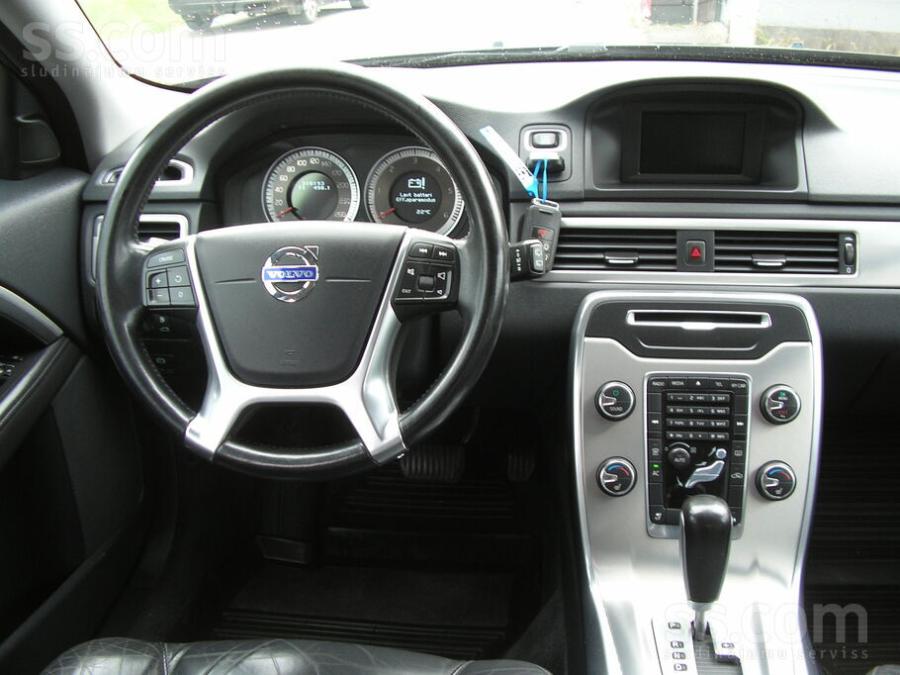 Melns Volvo V70 2012 Rīga, ar dzinēja tilpumu 2.00 L un nobraukumu 0 tūkst. km par 6350 €, foto 15 vietnē AUTOMOTO.COM.LV