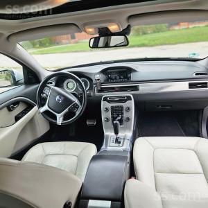 Black Volvo V70 2012 in Riga, with an engine capacity of 2.00 L and mileage of 347 thousand km for 7880 €, photo 11 on AUTOMOTO.COM.LV