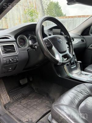 Melns Volvo V70 2012 Rīga, ar dzinēja tilpumu 2.00 L un nobraukumu 353 tūkst. km par 6800 €, foto 8 vietnē AUTOMOTO.COM.LV