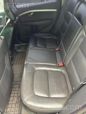 Melns Volvo V70 2012 Rīga, ar dzinēja tilpumu 2.00 L un nobraukumu 353 tūkst. km par 6800 €, foto 12 vietnē AUTOMOTO.COM.LV