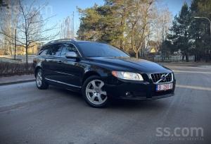 Melns Volvo V70 2012 Jūrmala, ar dzinēja tilpumu 2.00 L un nobraukumu 0 tūkst. km par 4500 €, foto 3 vietnē AUTOMOTO.COM.LV