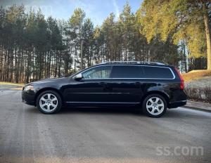Melns Volvo V70 2012 Jūrmala, ar dzinēja tilpumu 2.00 L un nobraukumu 0 tūkst. km par 4500 €, foto 5 vietnē AUTOMOTO.COM.LV