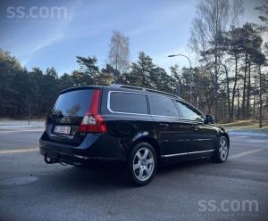Melns Volvo V70 2012 Jūrmala, ar dzinēja tilpumu 2.00 L un nobraukumu 0 tūkst. km par 4500 €, foto 7 vietnē AUTOMOTO.COM.LV