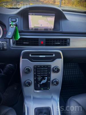 Melns Volvo V70 2012 Jūrmala, ar dzinēja tilpumu 2.00 L un nobraukumu 0 tūkst. km par 4500 €, foto 23 vietnē AUTOMOTO.COM.LV