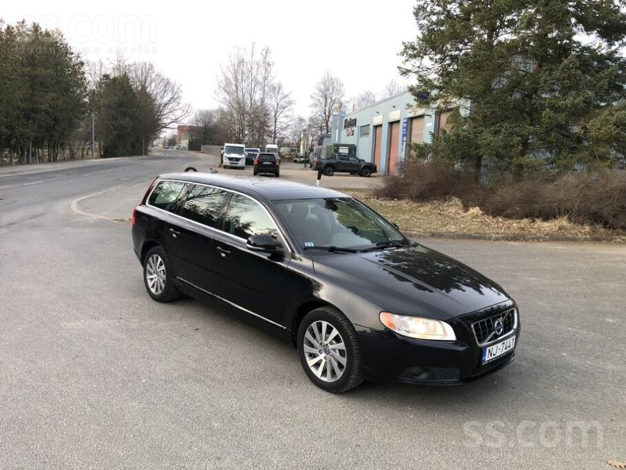 Melns Volvo V70 2012 Ogre, ar dzinēja tilpumu 2.00 L un nobraukumu 0 tūkst. km par 7990 €, foto 34 vietnē AUTOMOTO.COM.LV