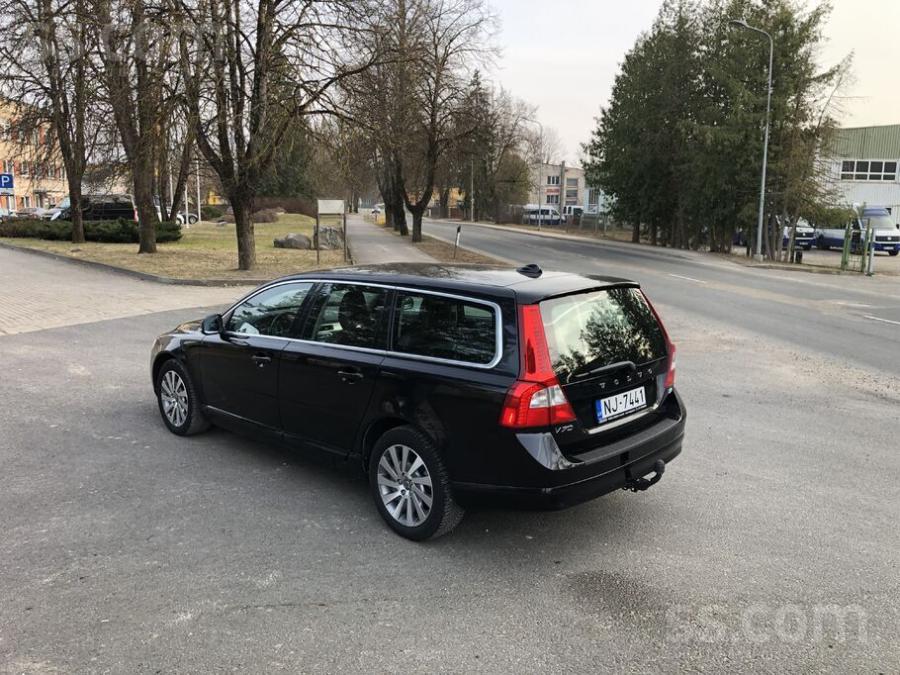 Melns Volvo V70 2012 Ogre, ar dzinēja tilpumu 2.00 L un nobraukumu 0 tūkst. km par 7990 €, foto 35 vietnē AUTOMOTO.COM.LV