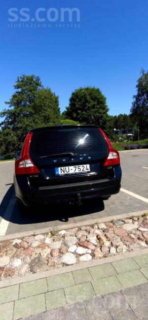 Melns Volvo V70 2012 Rīga, ar dzinēja tilpumu 2.00 L un nobraukumu 383 tūkst. km par 5850 €, foto 11 vietnē AUTOMOTO.COM.LV