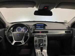 Black Volvo V70 2012 in Jurmala, with an engine capacity of 2.00 L and mileage of 418 thousand km for 6850 €, photo 25 on AUTOMOTO.COM.LV