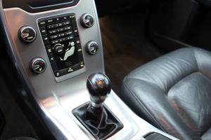 Black Volvo V70 2012 in Marupe, with an engine capacity of 2.00 L and mileage of 340 thousand km for 7150 €, photo 19 on AUTOMOTO.COM.LV