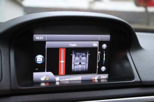 Black Volvo V70 2012 in Marupe, with an engine capacity of 2.00 L and mileage of 340 thousand km for 7150 €, photo 22 on AUTOMOTO.COM.LV