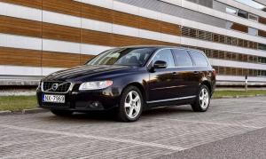 Melns Volvo V70 2012 Rīga, ar dzinēja tilpumu 2.00 L un nobraukumu 266 tūkst. km par 7395 €, foto  vietnē AUTOMOTO.COM.LV