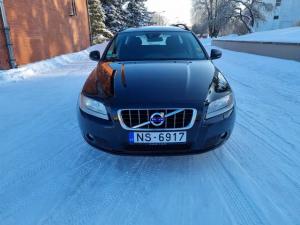 Melns Volvo V70 2012 Jēkabpils, ar dzinēja tilpumu 2.00 L un nobraukumu 288 tūkst. km par 7450 €, foto 4 vietnē AUTOMOTO.COM.LV