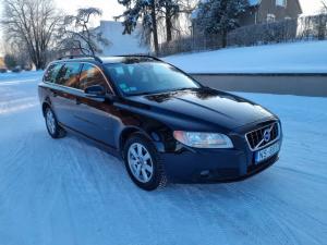 Melns Volvo V70 2012 Jēkabpils, ar dzinēja tilpumu 2.00 L un nobraukumu 288 tūkst. km par 7450 €, foto 5 vietnē AUTOMOTO.COM.LV