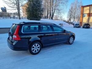 Melns Volvo V70 2012 Jēkabpils, ar dzinēja tilpumu 2.00 L un nobraukumu 288 tūkst. km par 7450 €, foto 8 vietnē AUTOMOTO.COM.LV