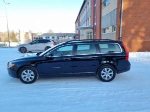 Melns Volvo V70 2012 Jēkabpils, ar dzinēja tilpumu 2.00 L un nobraukumu 288 tūkst. km par 7450 €, foto 15 vietnē AUTOMOTO.COM.LV