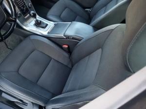 Melns Volvo V70 2012 Jēkabpils, ar dzinēja tilpumu 2.00 L un nobraukumu 288 tūkst. km par 7450 €, foto 18 vietnē AUTOMOTO.COM.LV