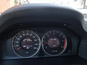 Melns Volvo V70 2012 Jēkabpils, ar dzinēja tilpumu 2.00 L un nobraukumu 288 tūkst. km par 7450 €, foto 29 vietnē AUTOMOTO.COM.LV