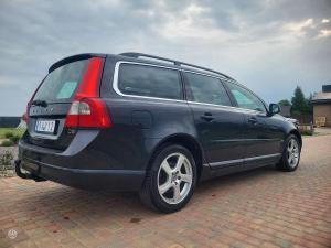 Melns Volvo V70 2012 Viļņa, ar dzinēja tilpumu 2.00 L un nobraukumu 287 tūkst. km par 5650 €, foto 6 vietnē AUTOMOTO.COM.LV