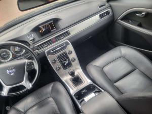 Melns Volvo V70 2012 Viļņa, ar dzinēja tilpumu 2.00 L un nobraukumu 287 tūkst. km par 5650 €, foto 11 vietnē AUTOMOTO.COM.LV