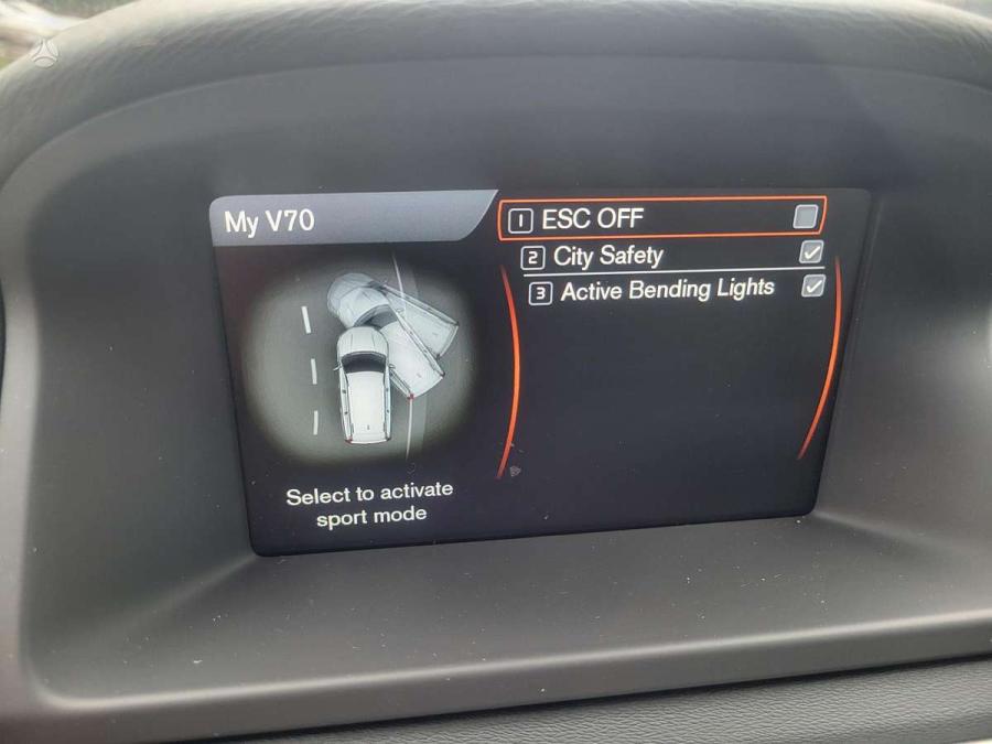 Melns Volvo V70 2012 Viļņa, ar dzinēja tilpumu 2.00 L un nobraukumu 287 tūkst. km par 5650 €, foto 19 vietnē AUTOMOTO.COM.LV