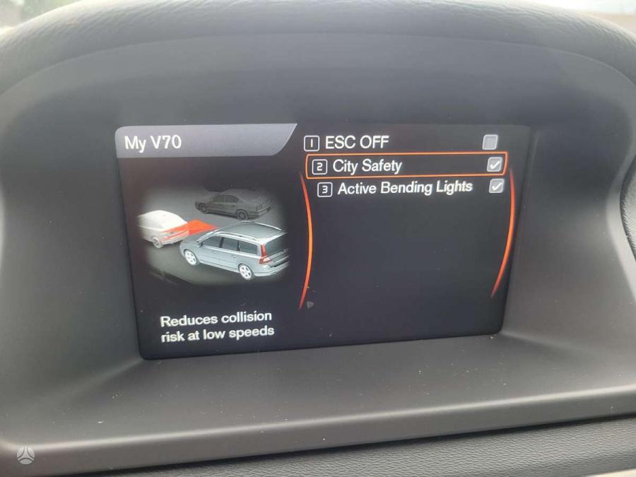 Melns Volvo V70 2012 Viļņa, ar dzinēja tilpumu 2.00 L un nobraukumu 287 tūkst. km par 5650 €, foto 20 vietnē AUTOMOTO.COM.LV