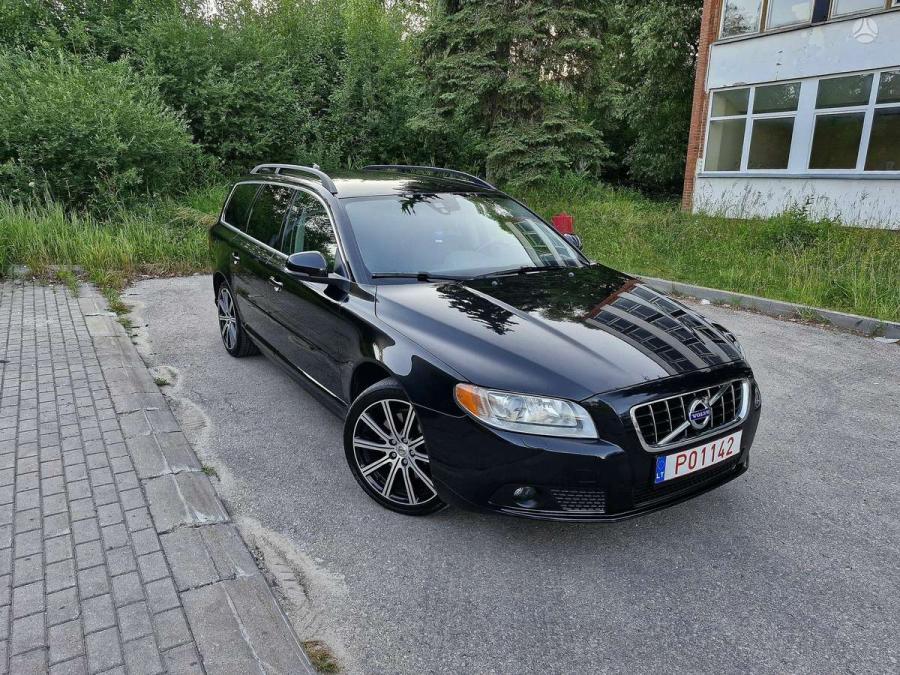 Черный Вольво В70 2012 в Алитус, объемом двигателя 1.98 л и пробегом 262 тыс. км за 5990 €, фото 8 на AUTOMOTO.COM.LV