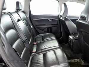 Melns Volvo V70 2012 Tallina, ar dzinēja tilpumu 1.60 L un nobraukumu 318 tūkst. km par 3199 €, foto 8 vietnē AUTOMOTO.COM.LV