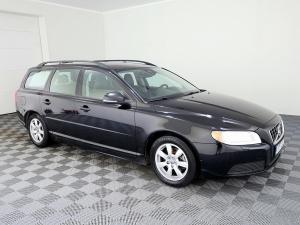 Black Volvo V70 2012 in Tallinn, with an engine capacity of 1.60 L and mileage of 318 thousand km for 3199 €, photo 10 on AUTOMOTO.COM.LV