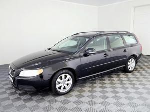 Black Volvo V70 2012 in Tallinn, with an engine capacity of 1.60 L and mileage of 318 thousand km for 3199 €, photo 11 on AUTOMOTO.COM.LV