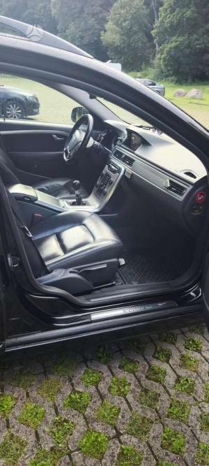 Melns Volvo V70 2012 Viļņa, ar dzinēja tilpumu 2.40 L un nobraukumu 275 tūkst. km par 6800 €, foto 9 vietnē AUTOMOTO.COM.LV