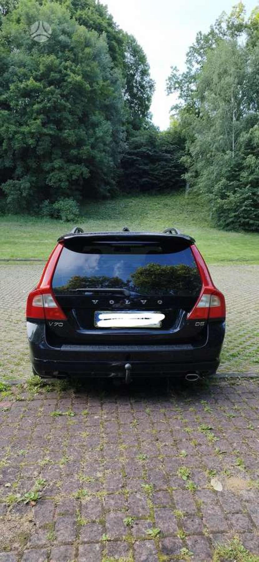 Melns Volvo V70 2012 Viļņa, ar dzinēja tilpumu 2.40 L un nobraukumu 275 tūkst. km par 6800 €, foto 15 vietnē AUTOMOTO.COM.LV