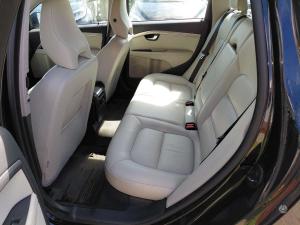 Black Volvo V70 2012 in Klaipeda, with an engine capacity of 1.60 L and mileage of 240 thousand km for 5950 €, photo 12 on AUTOMOTO.COM.LV