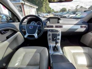 Black Volvo V70 2012 in Klaipeda, with an engine capacity of 1.60 L and mileage of 240 thousand km for 5950 €, photo 19 on AUTOMOTO.COM.LV