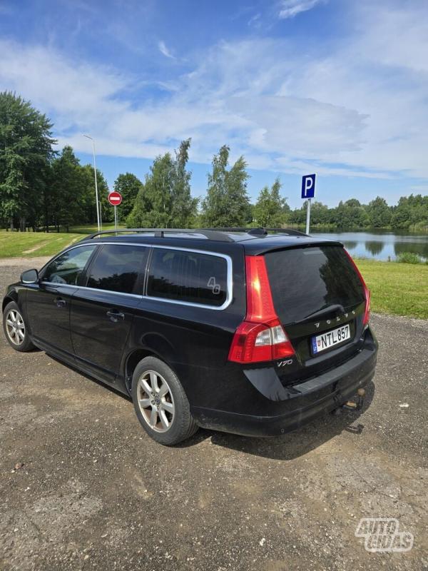 Black Volvo V70 2012 in Kupiskis, with an engine capacity of 1.60 L and mileage of 274 thousand km for 3950 €, photo 6 on AUTOMOTO.COM.LV