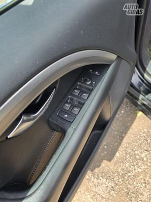 Black Volvo V70 2012 in Kupiskis, with an engine capacity of 1.60 L and mileage of 274 thousand km for 3950 €, photo 12 on AUTOMOTO.COM.LV