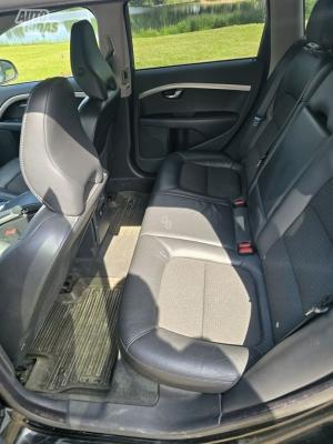 Black Volvo V70 2012 in Kupiskis, with an engine capacity of 1.60 L and mileage of 274 thousand km for 3950 €, photo 13 on AUTOMOTO.COM.LV