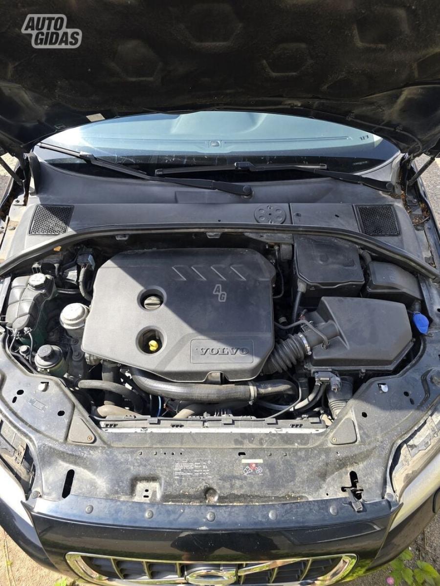 Black Volvo V70 2012 in Kupiskis, with an engine capacity of 1.60 L and mileage of 274 thousand km for 3950 €, photo 20 on AUTOMOTO.COM.LV