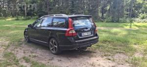 Black Volvo V70 2012 in Talsi, with an engine capacity of 2.00 L and mileage of 448 thousand km for 5300 €, photo 5 on AUTOMOTO.COM.LV