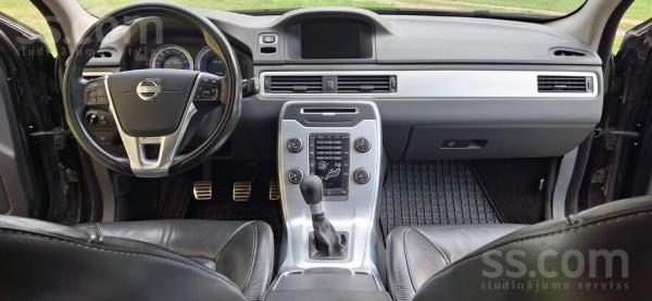 Черный Вольво В70 2012 в Талси, объемом двигателя 2.00 л и пробегом 448 тыс. км за 5300 €, фото 5 на AUTOMOTO.COM.LV