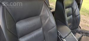 Black Volvo V70 2012 in Talsi, with an engine capacity of 2.00 L and mileage of 448 thousand km for 5300 €, photo 7 on AUTOMOTO.COM.LV