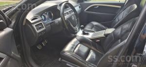 Black Volvo V70 2012 in Talsi, with an engine capacity of 2.00 L and mileage of 448 thousand km for 5300 €, photo 9 on AUTOMOTO.COM.LV