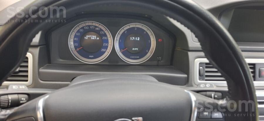 Black Volvo V70 2012 in Talsi, with an engine capacity of 2.00 L and mileage of 448 thousand km for 5300 €, photo 12 on AUTOMOTO.COM.LV